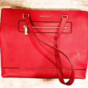 Women Michael Kors Book Bag on Poshmark